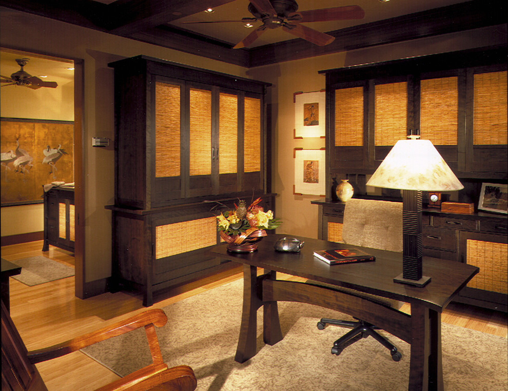 Study - Tropical - Home Office - Hawaii - by Saint Dizier Design | Houzz