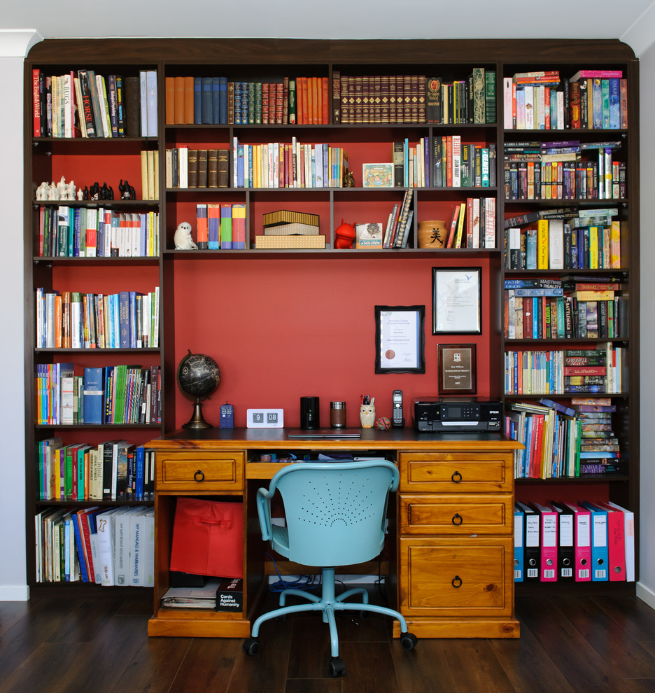 Walk In Wardrobes and Bookshelf in Pitt Town - Shabby-chic Style - Home ...