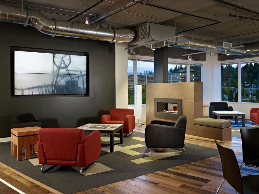 Modern Video Wall - Modern - Home Theater - Seattle - by ConnecTecs | Houzz