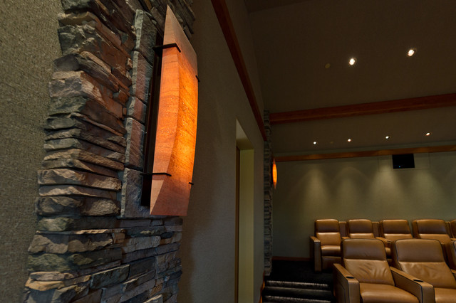 Rustic Cabin Theater - Montagne - Salle de Cinéma - Los Angeles - par ...