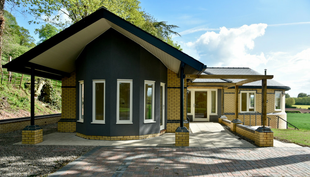 A Folly House – Within setting of a Grade ii Listed Building - Country ...