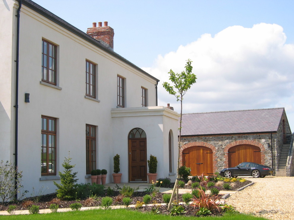 A Modern Take on the Traditional Farmstead Form with Timber Clad 'Barn ...