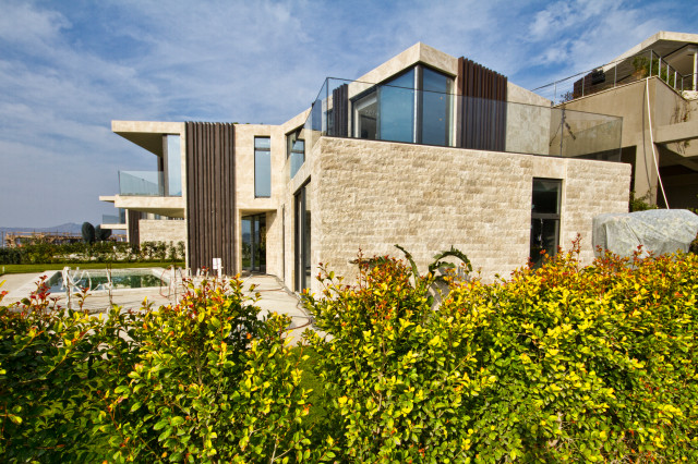 Beautiful cladding fins for contemporary homes - Modern - House ...