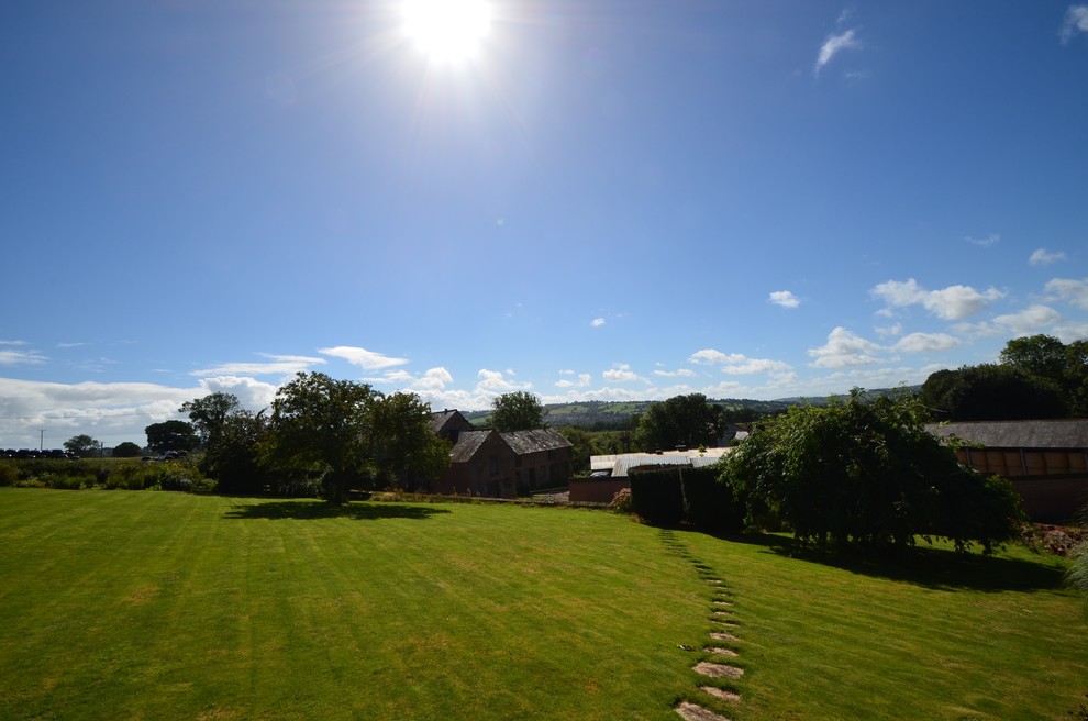 Devon family home and B&B, Chettiscombe Barton, Devon - Contemporary ...