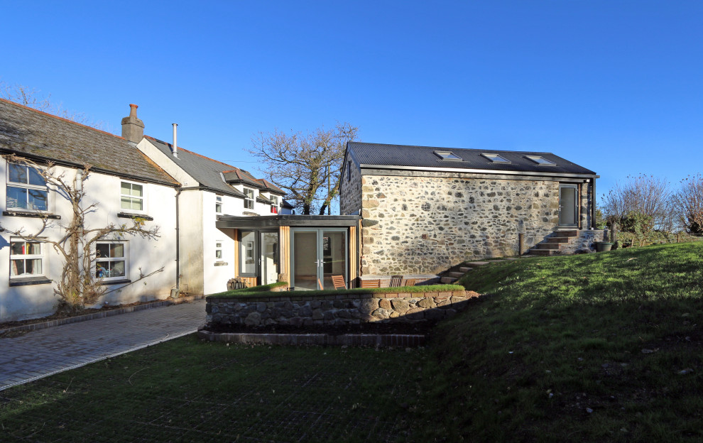 Farmhouse Extension & Barn Conversion | Berry Farm - Contemporary ...