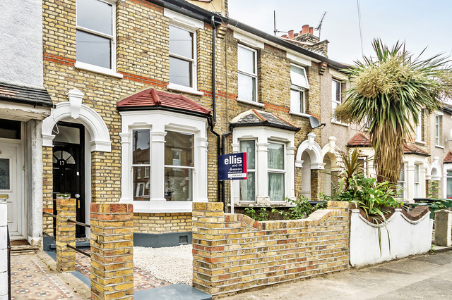 Full refurbishment of two bedroom mid terraced Victorian house ...