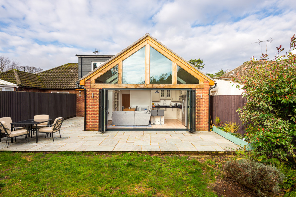 Glazed Timber Frame - Clásico - Fachada - Hampshire - de Bastion | Houzz