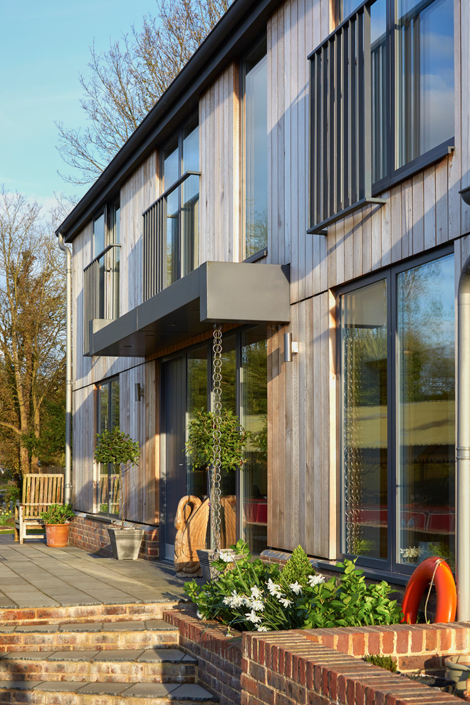 Greenham Lock Cottage - Modern - Exterior - Berkshire - by Absolute ...