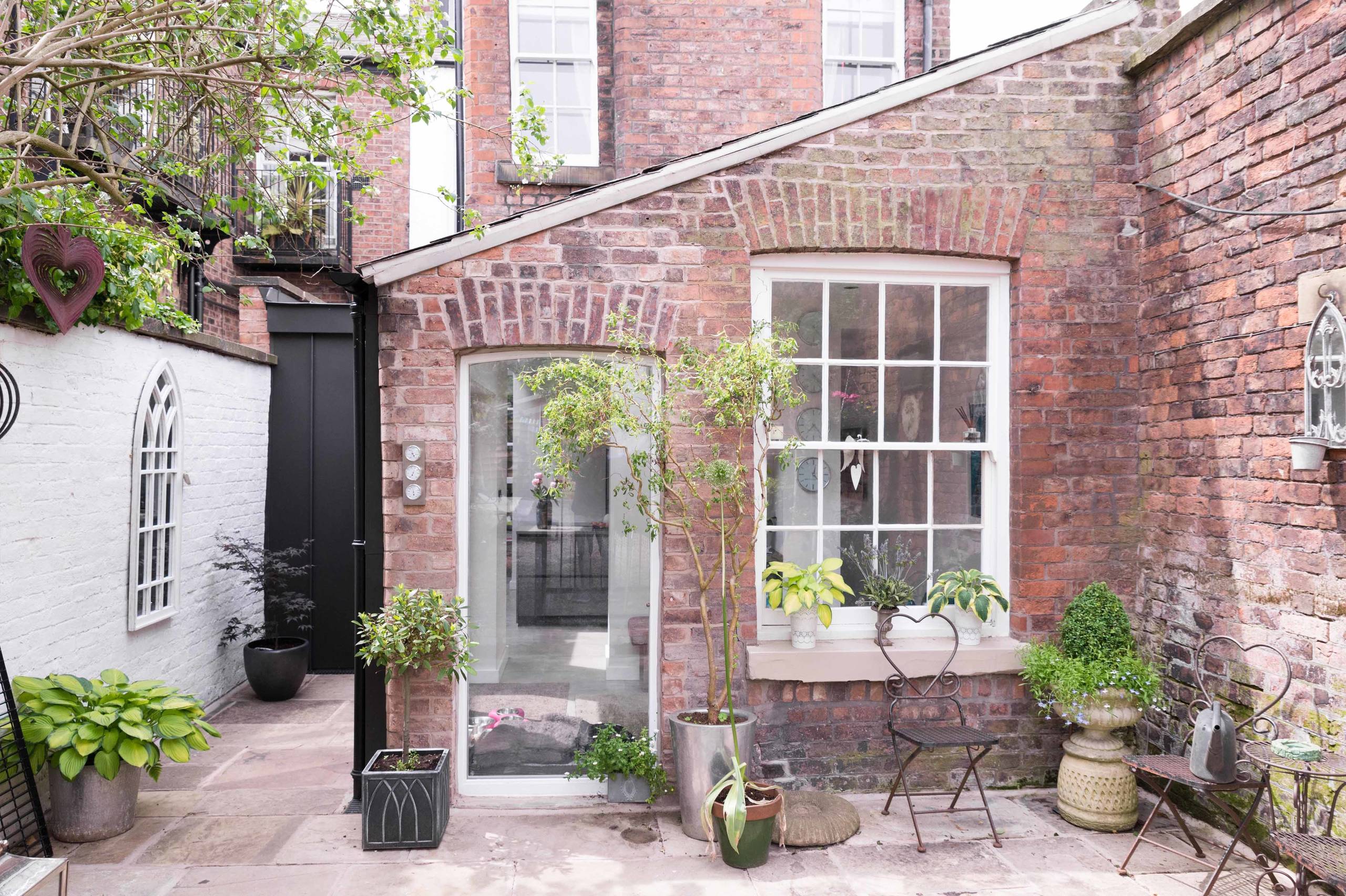 Can I Build a Terrace on My Roof? | Houzz UK