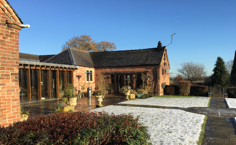 Modern Extension to Barn Conversion on Historic Site - Contemporary ...