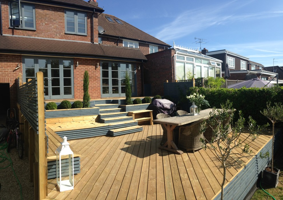 Outdoor social space - Modern - Exterior - Buckinghamshire - by Blue ...