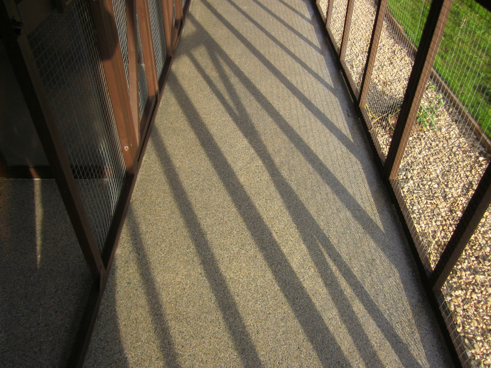 Polyaspartic Flake System installed at Hereford Cattery Resin Floors ...