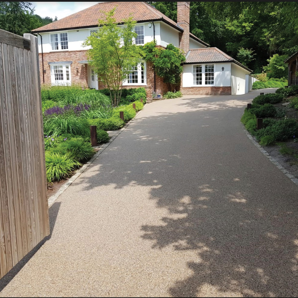 Resin bound gravel driveways from Clearstone - House Exterior - Sussex ...