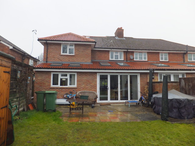 Two storey side extension and single storey rear extension. - Moderne - Hus & facade - Hampshire ...