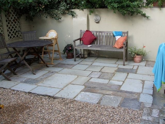 York stone patio - Traditional - Patio - London - by Greenmans Yard | Houzz