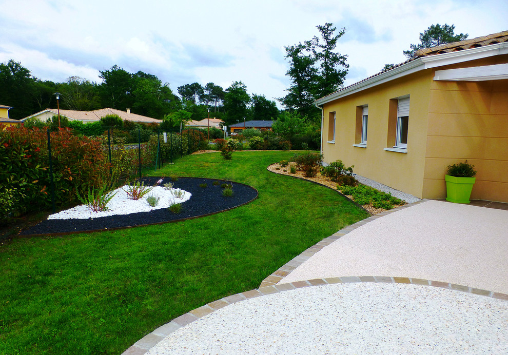 Allée paysagée - Modern - Landscape - Bordeaux - by PUYAU PAYSAGES | Houzz
