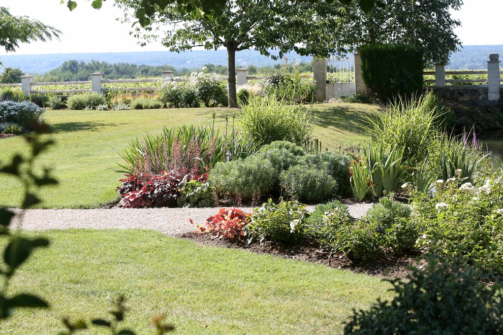 Aménagement d'un jardin à la campagne - Farmhouse - Landscape - Angers ...