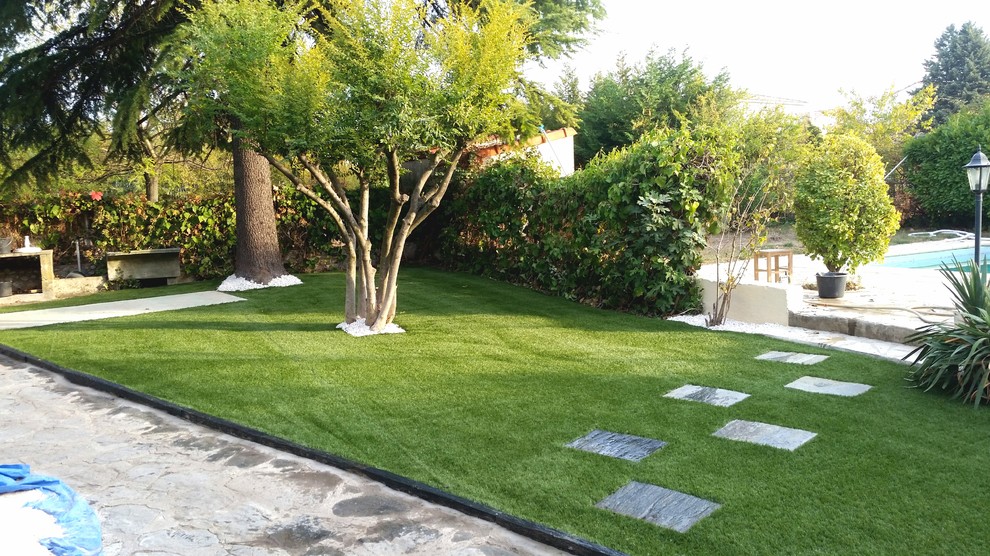 Aménagement pelouse synthétique - Landscape - Montpellier - by Garden ...