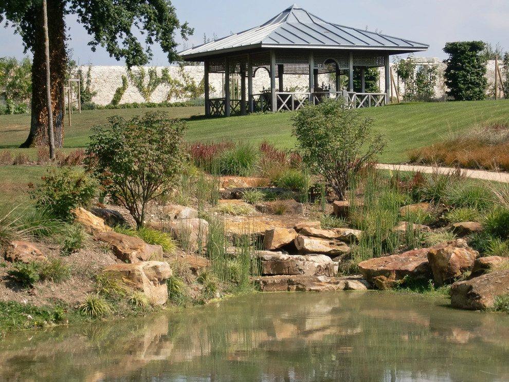 Cascade en pierres - Contemporary - Landscape - Other - by Lantana ...