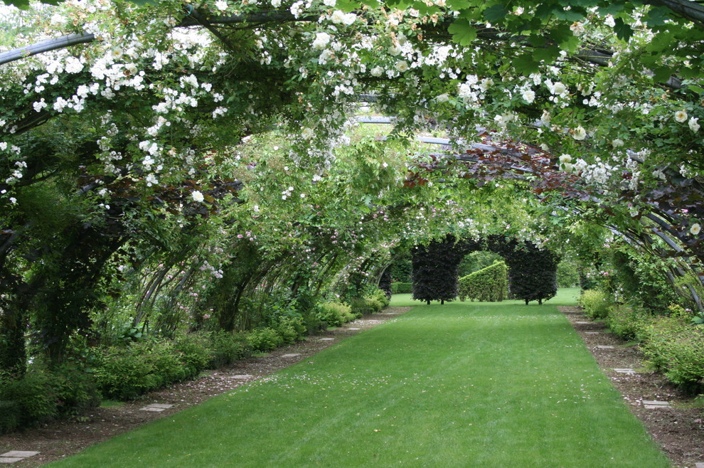 Cathédrale de roses - Croix en Tilleul - Landscape - Lille - by Les ...