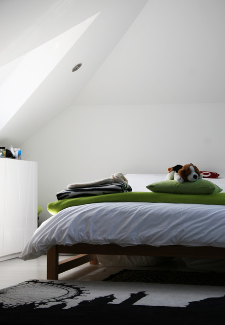 Triangular Dormer - Contemporary - Kids - London - by Betternest | Houzz UK