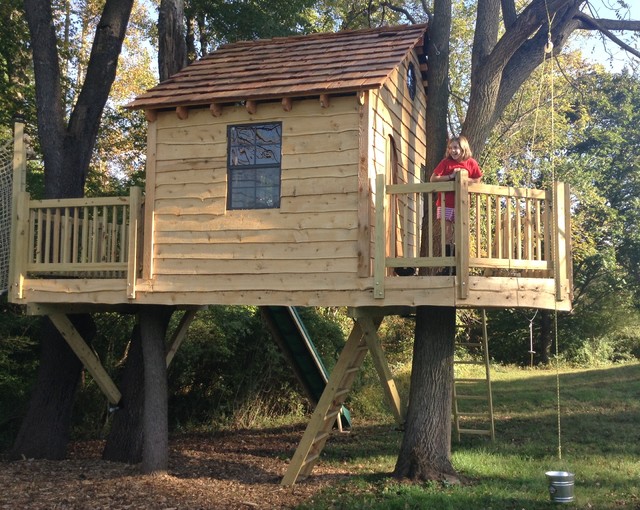 Two Tree Treehouse Platform