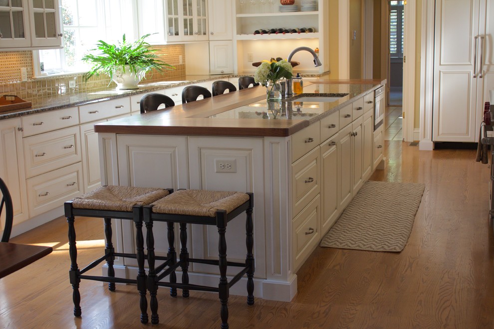 0001 - Traditional - Kitchen - Cincinnati - by Auer Kitchens | Houzz