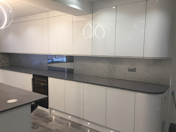 100% Luxury Collection & Grey Toughened Mirror Glass Splashback ...