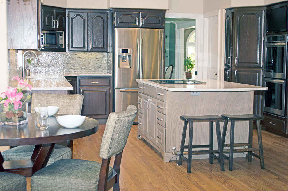 1990's face lift - Traditional - Kitchen - Seattle - by Berry Built and ...