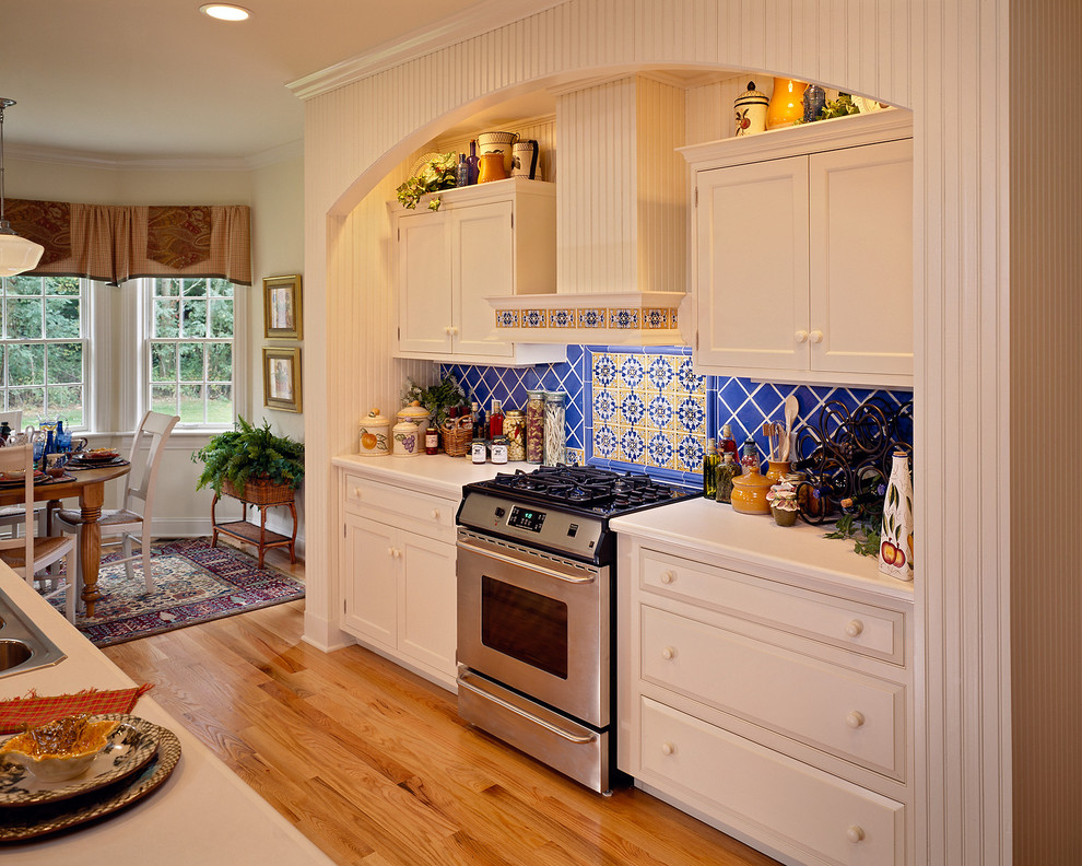 1999 showcase - Traditional - Kitchen - New York - by Witt Construction