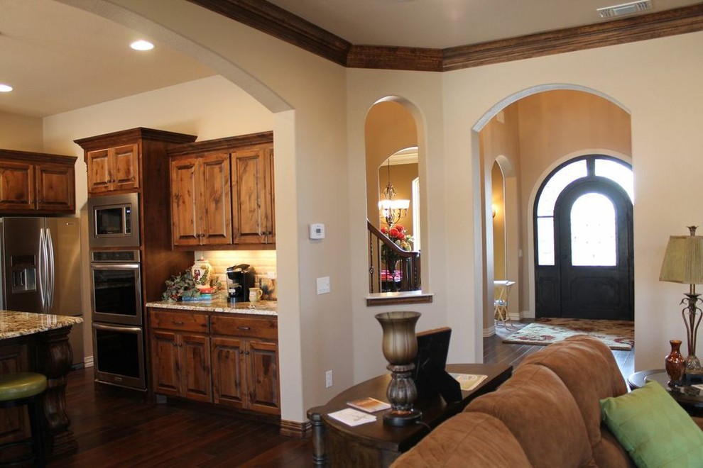 #2 Joy Court - Traditional - Kitchen - Dallas - by Douglas Custom Homes ...