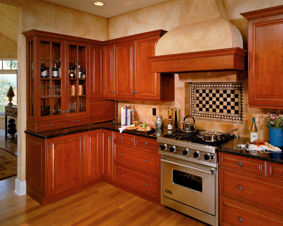 2001 Showcase - Traditional - Kitchen - New York - by Witt Construction ...