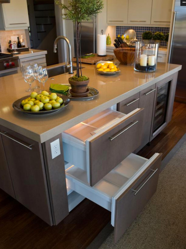 2012 HGTV Dream House - Modern - Kitchen - Denver | Houzz