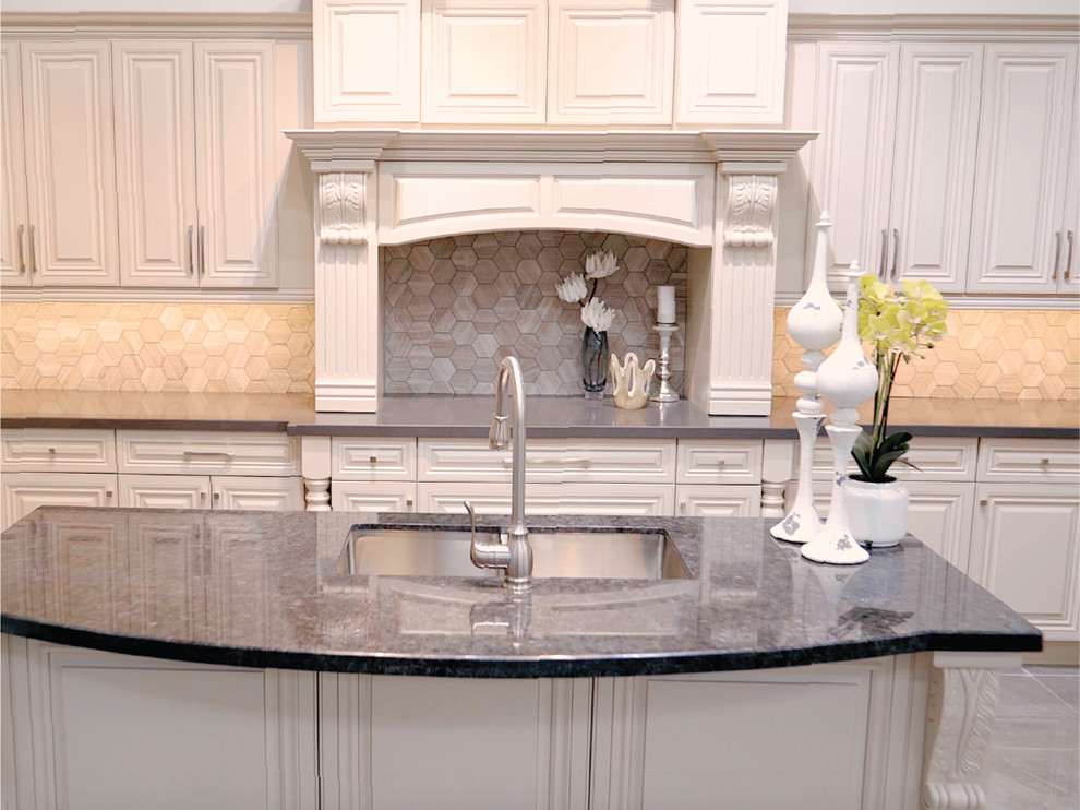 2018 Package Collection - ELORA - Traditional - Kitchen - Toronto - by ...
