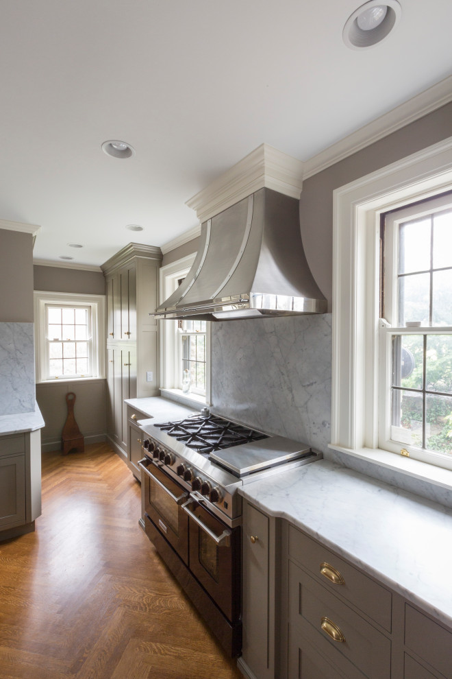 5692 - Transitional - Kitchen - Cincinnati - by Auer Kitchens | Houzz