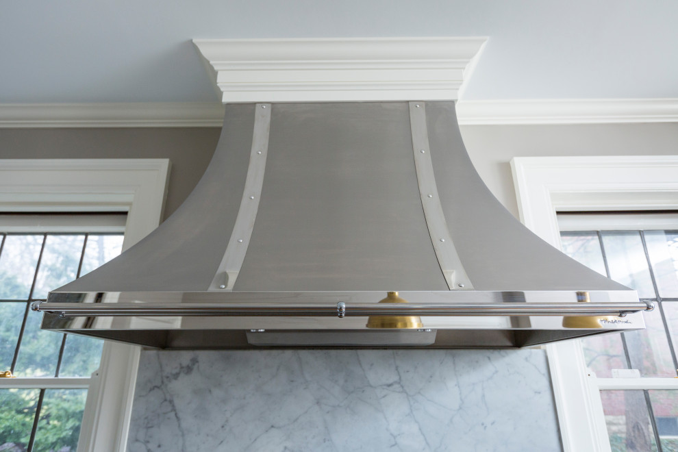 5692 - Transitional - Kitchen - Cincinnati - by Auer Kitchens | Houzz