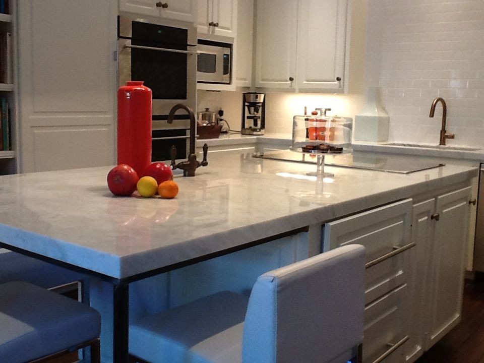 5cm Carrara Marble kitchen - Traditional - Kitchen - New Orleans - by ...