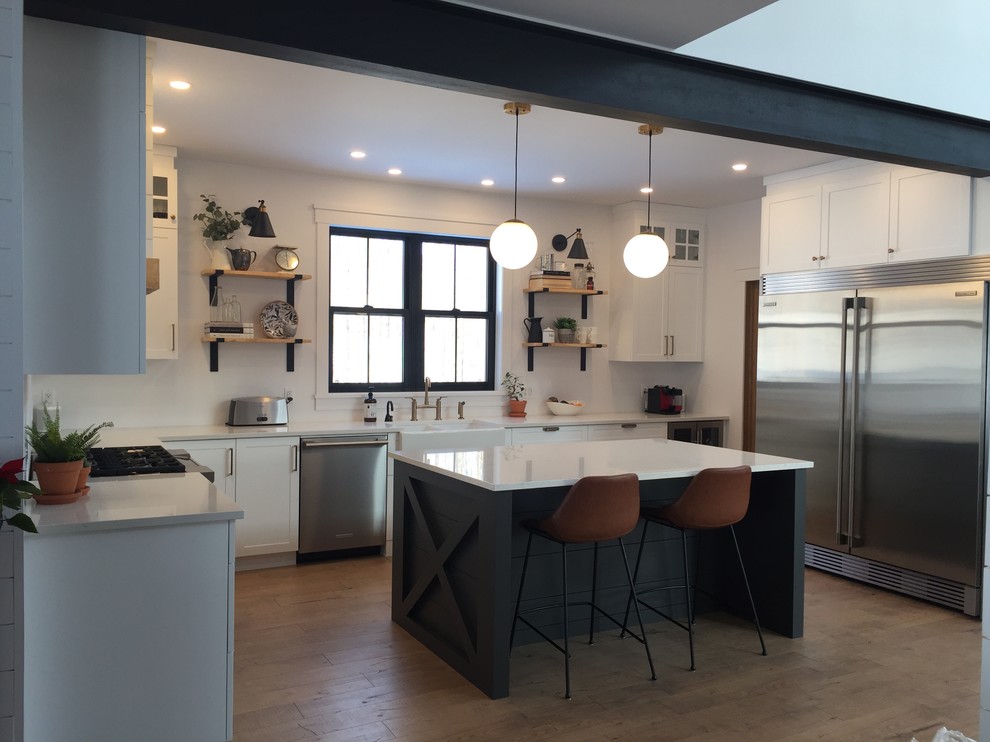 A Beautiful Mix of Colours - Contemporary - Kitchen - Ottawa - by ...