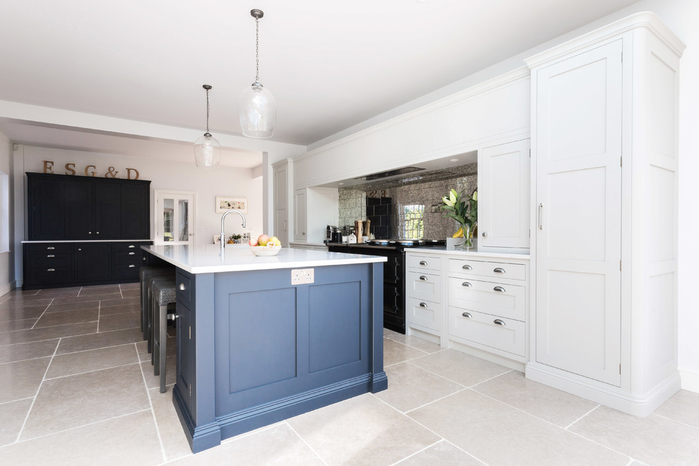 A Beautiful, Traditional Open Plan Kitchen In Sevenoaks - Traditional ...