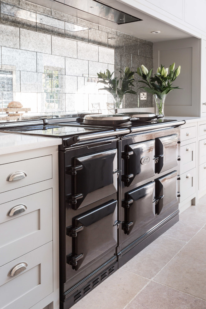 A Beautiful, Traditional Open Plan Kitchen In Sevenoaks - Traditional ...