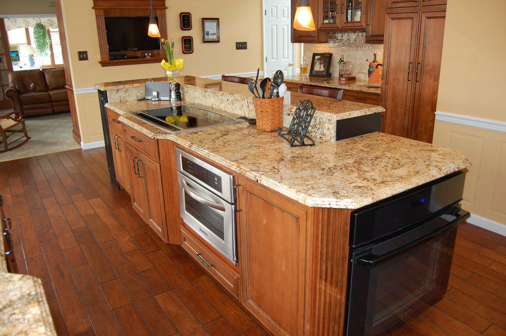 A Big Island - Traditional - Kitchen - Philadelphia - by TRS Designs ...