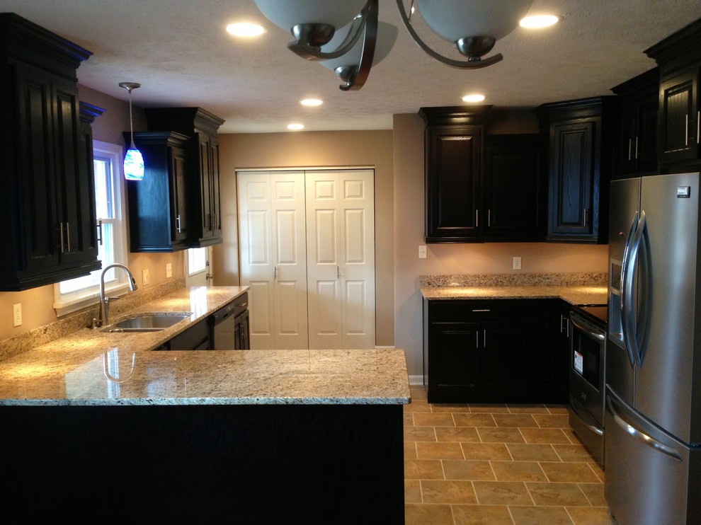 A Black Tie Kitchen - Traditional - Kitchen - Louisville - by Logan ...