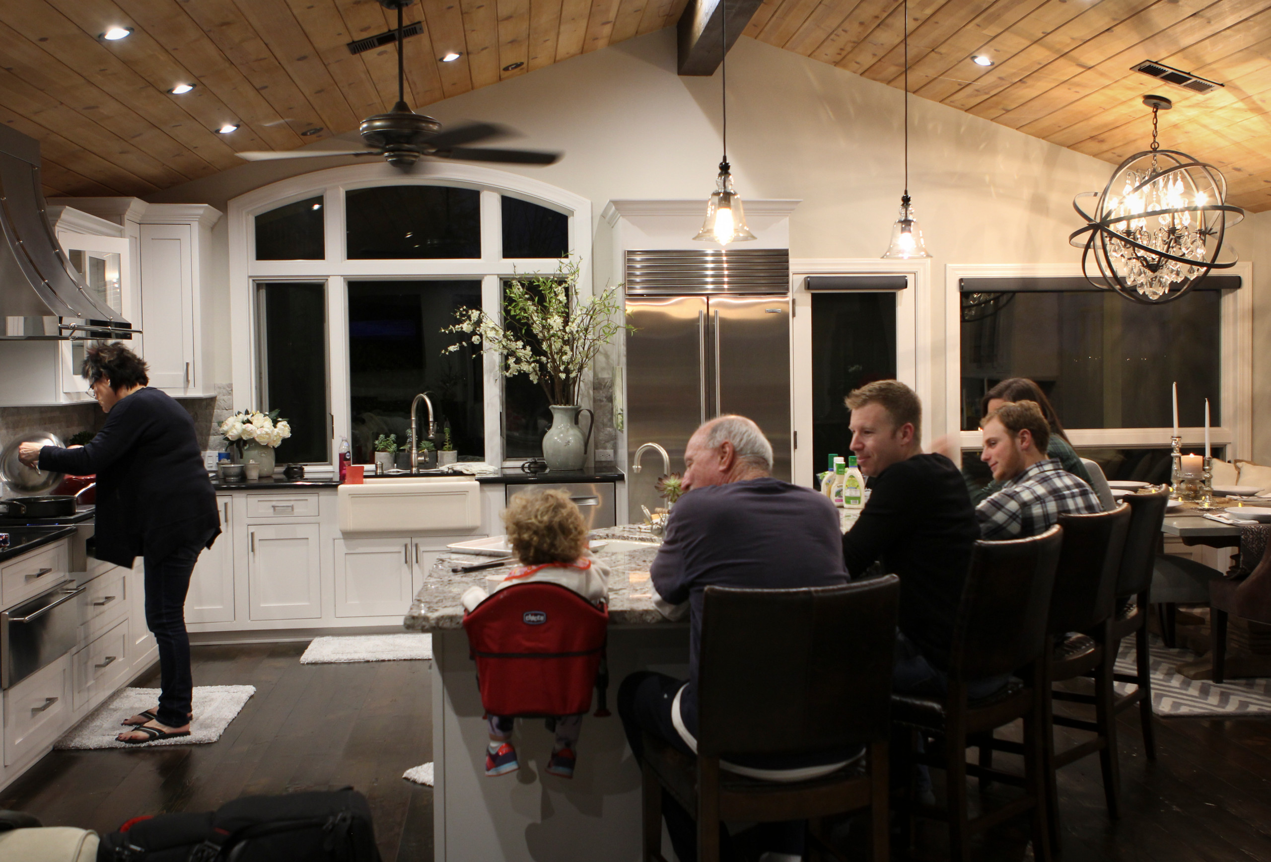 My Houzz: Warm and Airy Kitchen Update for a 1980s Ranch House