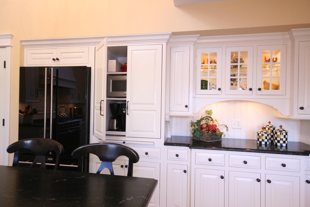 A Captivating Collaboration - Traditional - Kitchen - Chicago - by TKS ...