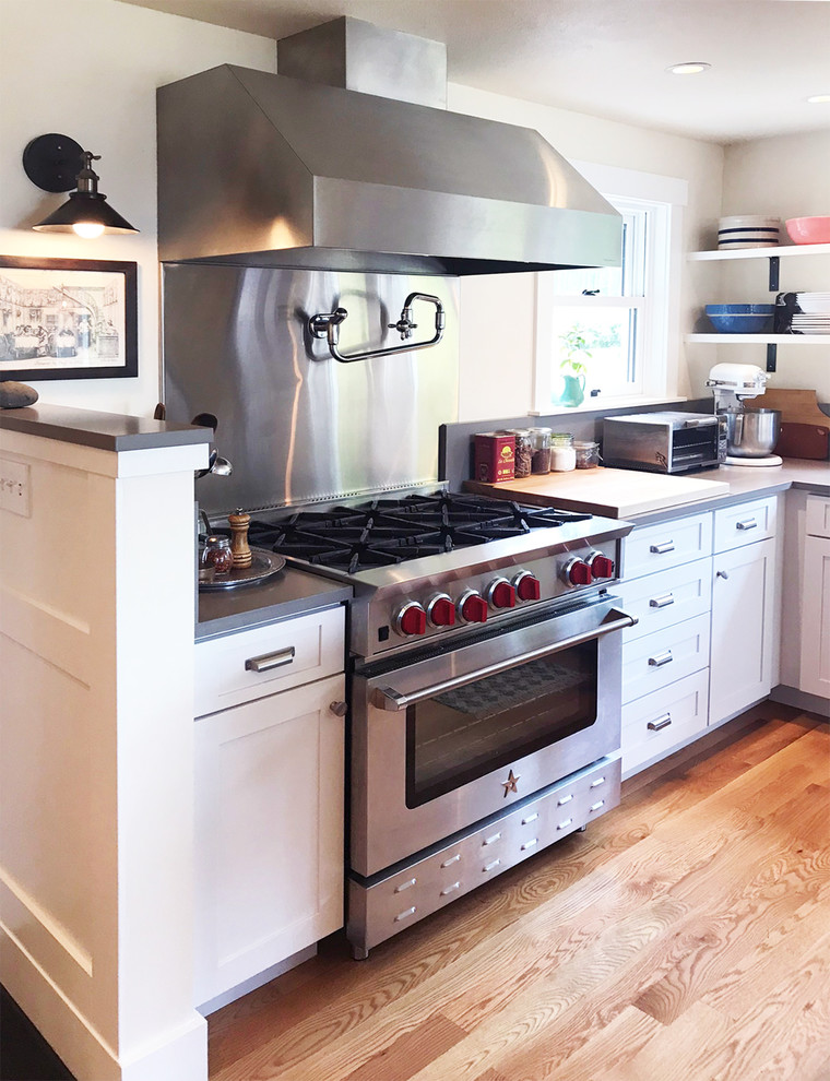 A Chef's Kitchen - Farmhouse - Kitchen - Seattle - by Brett Marlo ...