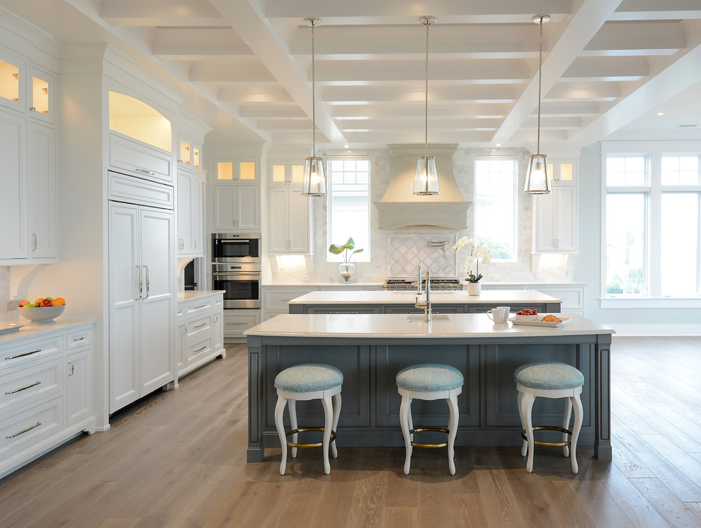 A classic and welcoming home on the beach - Traditional - Kitchen ...