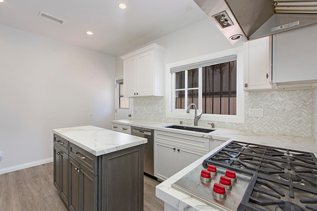 A face lift for a bungalow built in 1968 - Transitional - Kitchen - San ...