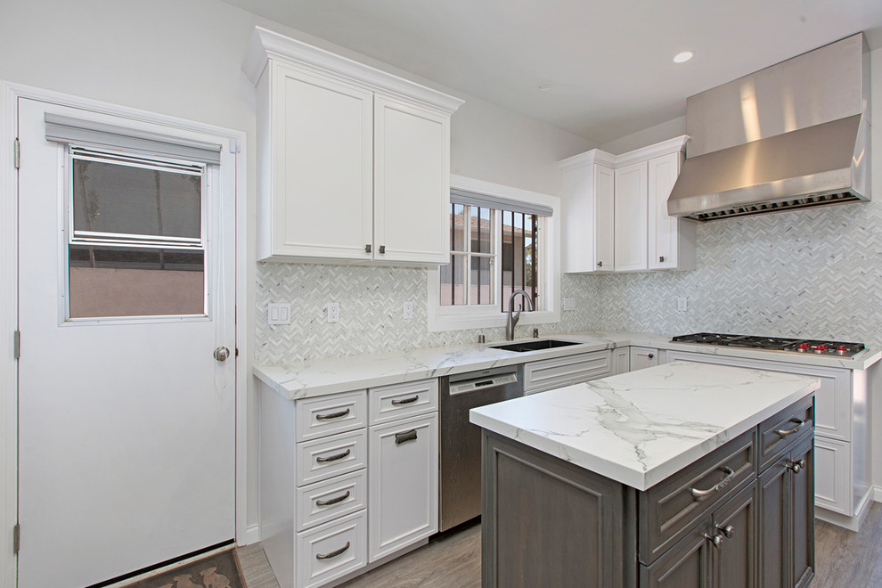 A face lift for a bungalow built in 1968 - Transitional - Kitchen - San ...