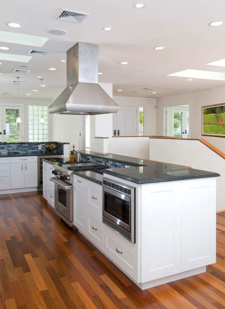 A Fresh Look - Traditional - Kitchen - Hawaii - by John Cook Kitchens ...