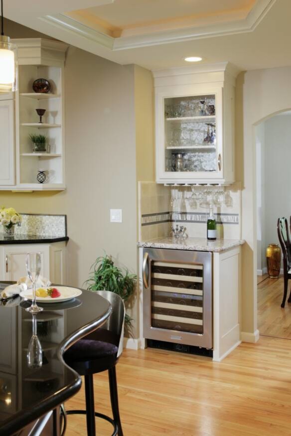 A Grand Kitchen - Traditional - Kitchen - Sacramento - by DreamBuilders ...
